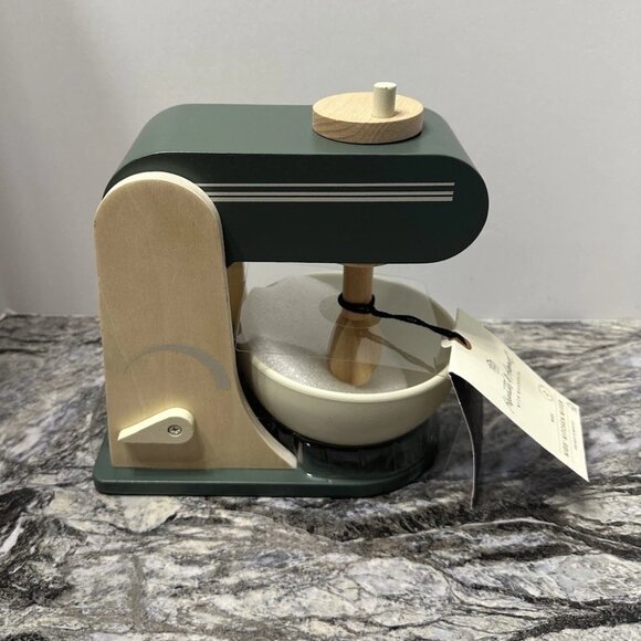 Hearth And Hand Toy Kitchen